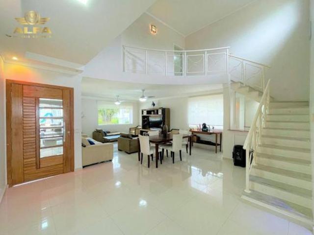 Casa Reformada com Piscina no Jardim Acapulco – Alfa Imóveis Guarujá
