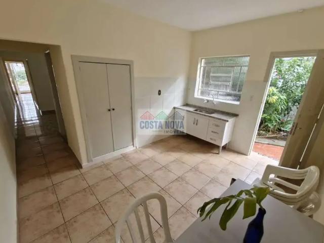 Casa reformada na Vila Guilherme com 80m² sendo 2 dormitórios, sala, cozinha, 1vaga coletiva coberta