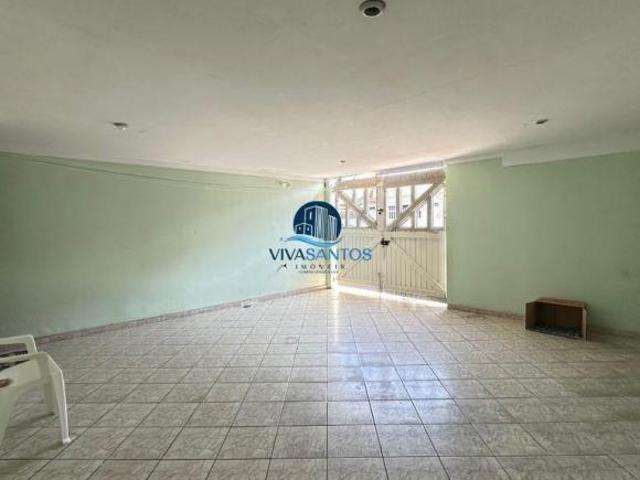 Casa reformada no Bairro Tancredo em São Vicente SP