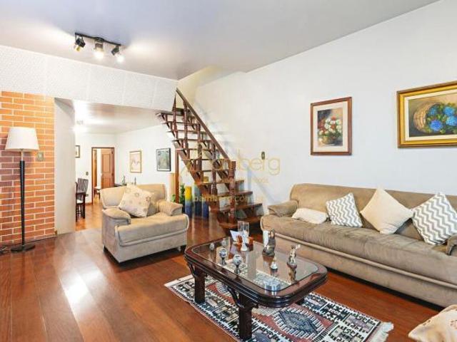 Casa Reformada no Campo Belo 3 Dormitórios 1 Suíte, 2 Vagas e Excelente Localização!