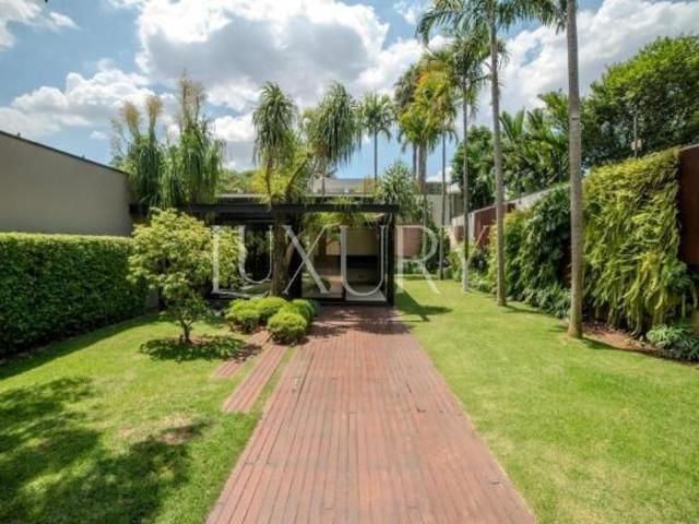 Casa Reformado à Venda ou para Alugar no Jardim Pauista, 539 m², 2 suítes, 5 vagas