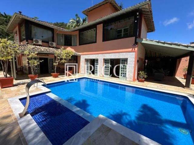 casa resort com 4 suítes, piscina e área gourmet incrível em condominio fechado