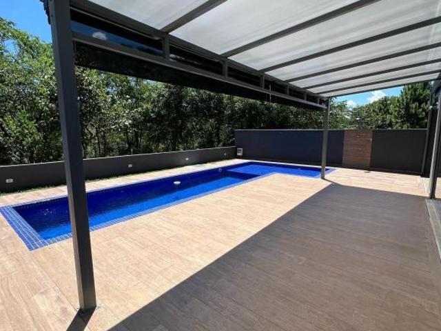 Casa Reserva Santa Anna, 254m² construídos, 3 suítes, 4 vagas na garagem