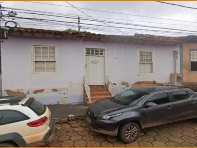 CASA RESIDENCIAL, NA RUA MANOEL CAETANO, 175, CENTRO, PARACATU/MG