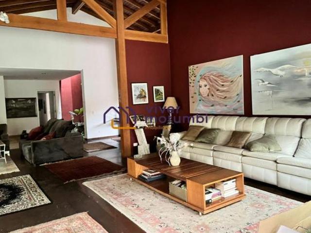 Casa residencial no Campo Belo 4 Dormitórios / 3 Suítes