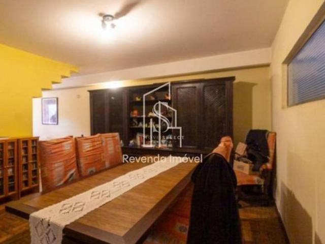 CASA RESIDENCIAL NO CAMPO BELO POSSUI 120M² COM 3 DORMITÓRIOS, 1 BANHEIRO E 2 VAGAS Á VENDA
