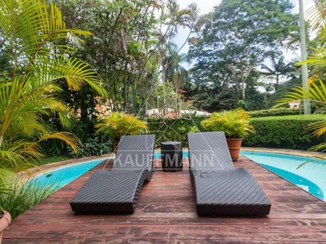 Casa Residencial no Jardim Guedala 4 Quartos, 2 Suítes, 4 Vagas, 630m²