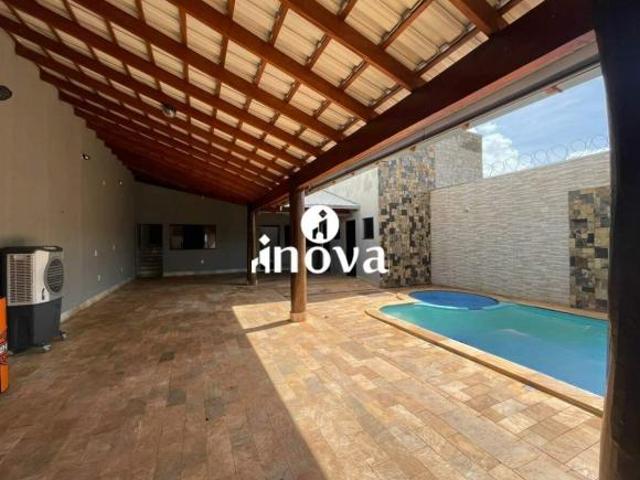 Casa residencial ou comercial a venda, Bairro Laranjeiras II