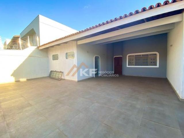 Casa Residencial ou Comercial com 5 quartos e Piscina, no Alto da Boa Vista, Ribeirão Preto/SP