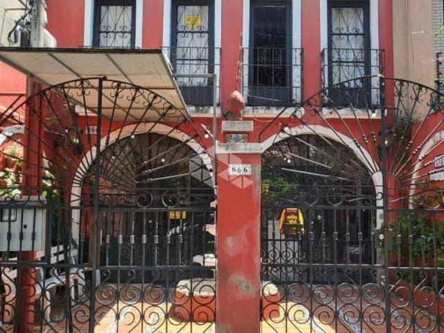CASA RESIDENCIAL OU COMERCIAL COM ÓTIMA LOCALIZAÇÃO