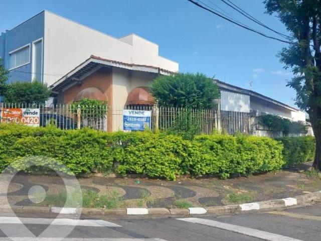 Casa Residencial ou Comercial em avenida de grande fluxo no Birro Parque Prado