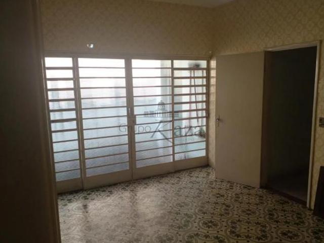 Casa Residencial ou Comercial Jacareí 4 Dormitórios 169m²