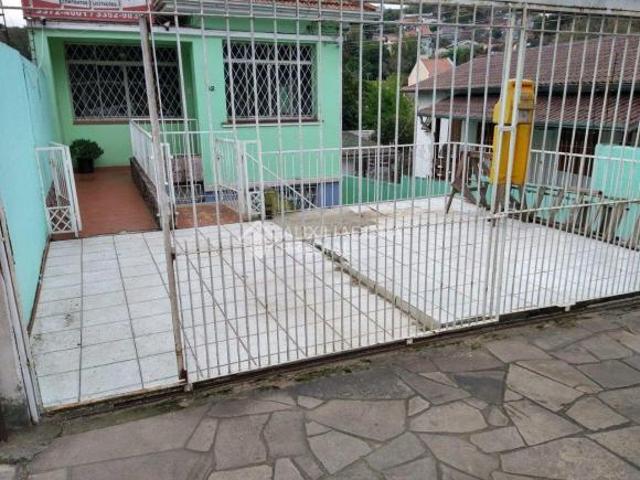 Casa Residencial ou Comercial no bairro Medianeira