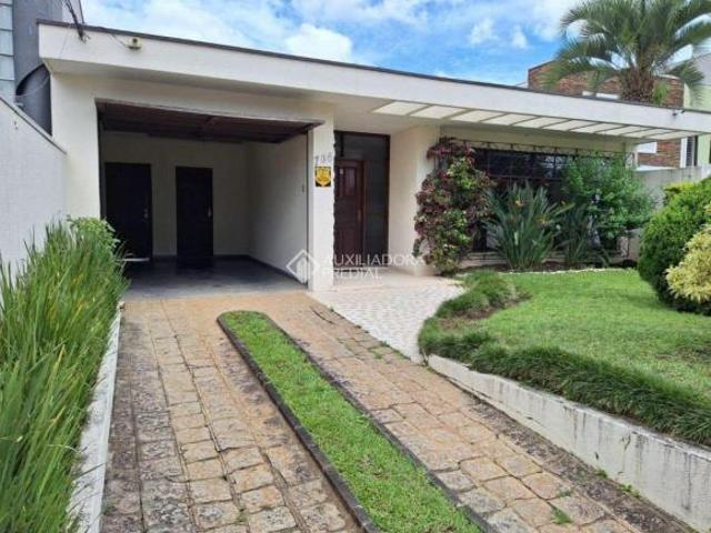 Casa residencial ou comercial no Bairro Mercês