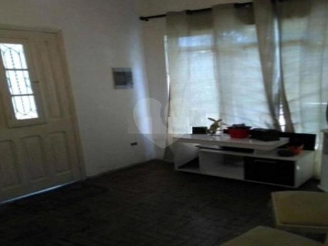 Casa Residencial à venda com 100 m² e 2 dormitórios por 450 mil reais, localizado na Vila Gustavo,SP