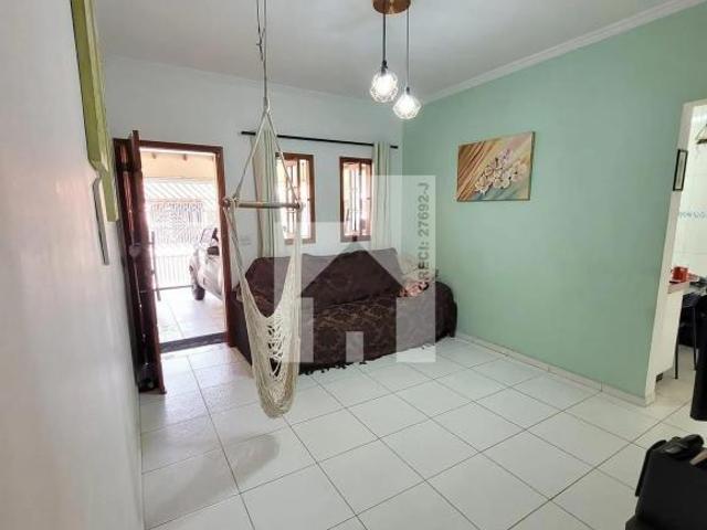 Casa residencial à venda com 3 dormitórios 1 suíte, 84m² construídos, 2 vagas cobertas Jardim Pa