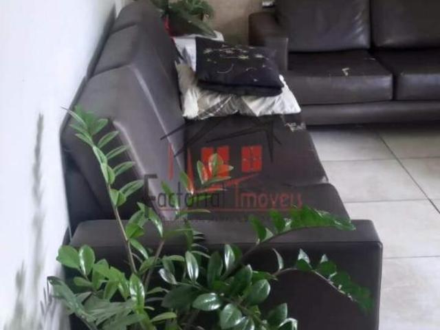 Casa Residencial à venda com 3 Quartos – Bairro Serrano – Contagem/MG