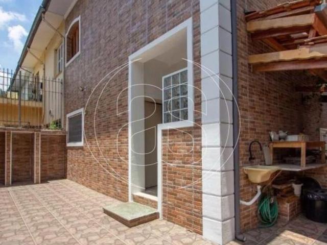 Casa residencial a venda e locação em Moema Pássaros, com 10X18m² e Z.: ZER 1!