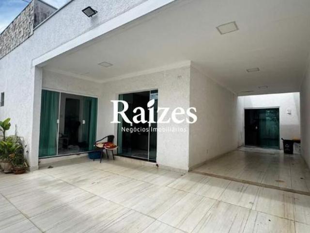 Casa Residencial à venda em Cidade Jardim, Uberlândia 3 quartos, 2 suítes, varanda gourmet