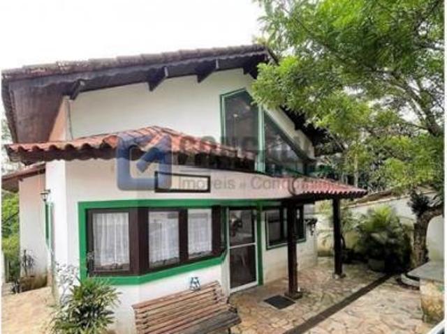 Casa Residencial à Venda em Balneária, São Bernardo do Campo – 3 Quartos, 6 Vagas