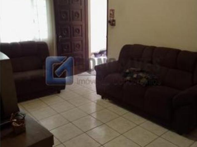 Casa residencial à venda em Diadema Taboão – 3 quartos, 2 vagas, 155 m²
