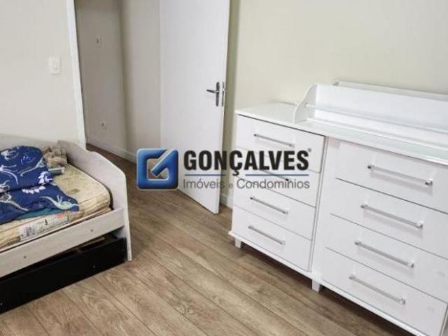 Casa Residencial à Venda em Diadema Centro – 3 Quartos, 2 Vagas, Laminado