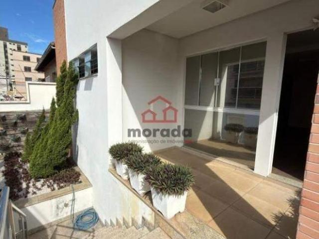 Casa residencial à venda em Itaúna/MG | 2 suítes | 156,60 m² | 3 banheiros | Frente