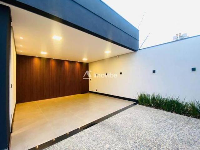 Casa Residencial à Venda em Jardim Alphacenter, Santa Bárbara d&apos Oeste – 3 Dormitórios, 4 Vagas