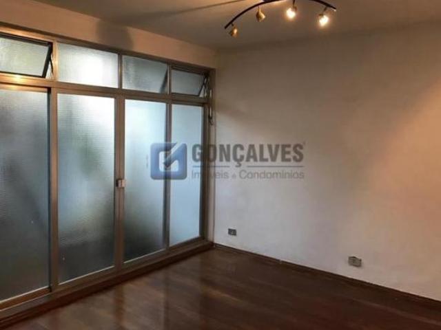 Casa Residencial à Venda em Jardim do Mar, São Bernardo do Campo 3 Quartos, 4 Vagas
