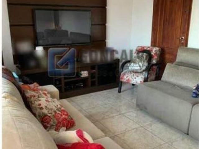 Casa residencial à venda em Nova Gerti, São Caetano do Sul – 6 quartos, 5 suítes, 3 vagas