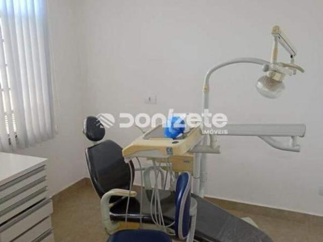 Casa residencial à venda em Santo André Vila Pires | 3 quartos, 2 suítes e 8 vagas