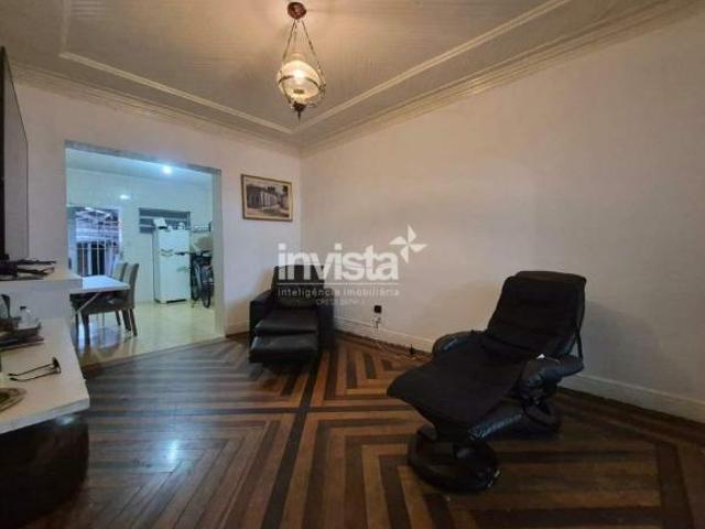 Casa Residencial à venda em Santos Vila Mathias | 4 quartos, 2 suítes e 2 andares