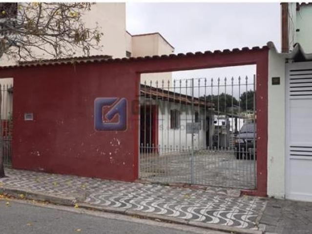 Casa Residencial à Venda em Santa Maria, São Caetano do Sul — 1 Dormitório e 8 Vagas