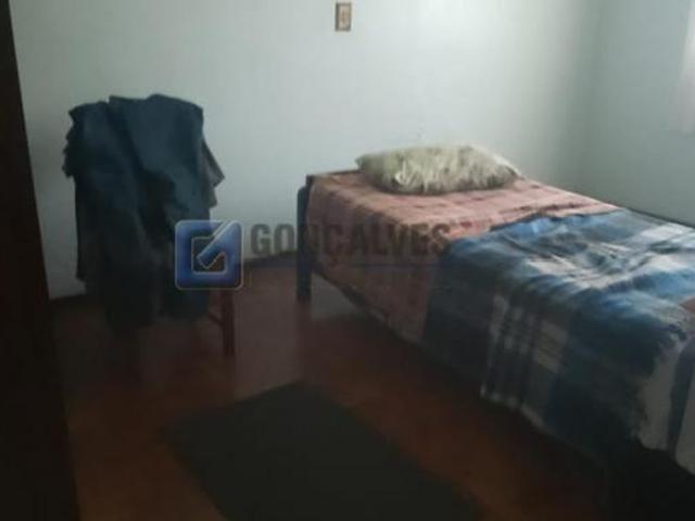 Casa Residencial à Venda em Santa Paula, São Caetano do Sul – 2 Quartos, 8 Vagas