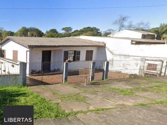 Casa Residencial à Venda em Porto Alegre, Rio Grande do Sul