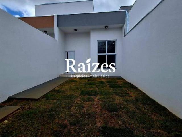 Casa Residencial à Venda em Uberlândia Novo Mundo, Leste 81 m² Úteis