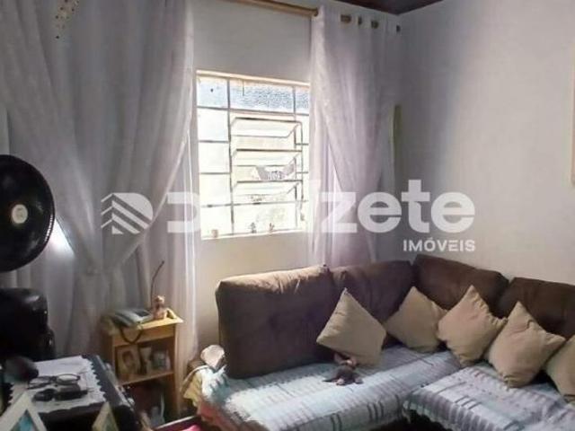 Casa Residencial à Venda em Utinga, Santo André – 3 Quartos, 2 Vagas