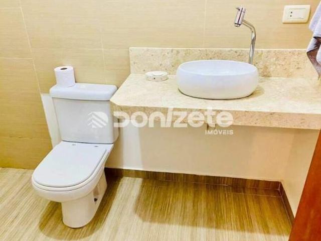 Casa Residencial à Venda em Vila Curuçá, Santo André 2 Quartos, 3 Banheiros, 9 Vagas