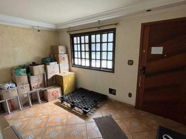Casa Residencial à Venda em Vila Gumercindo, São Paulo – Financiamento Aceito