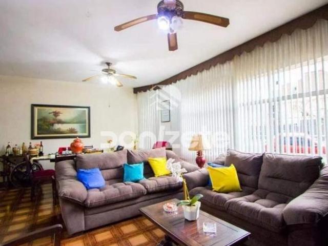 Casa Residencial à Venda em Vila Scarpelli, Santo André – 3 dorms, 3 vagas