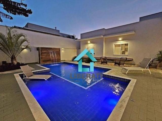 Casa em Boituva, Condomínio Flora Ville, Região Central da cidade