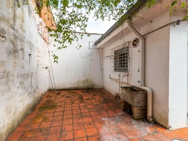 Casa residencial à venda no bairro Medianeira com 100 m² e 3 dormitórios/quartos