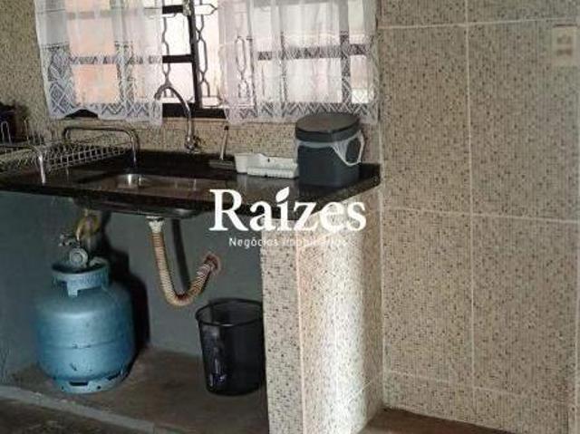 Casa Residencial à venda no Bairro Jardim Brasília com 2 quartos, quintal e 2 vagas