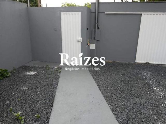 Casa residencial à venda no Bairro Jardim Canaã com 2 quartos, 70 m² e 2 vagas