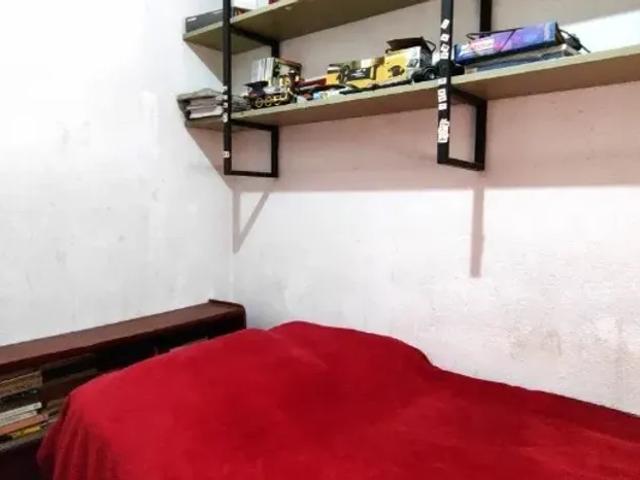 Casa residencial à venda no bairro Santa Cecília com 5 dormitórios e 207 m²