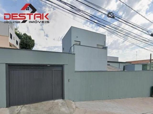 Casa Residencial a Venda na Vila Arens em Jundiaí/SP. 04 Dormitórios, 01 suíte