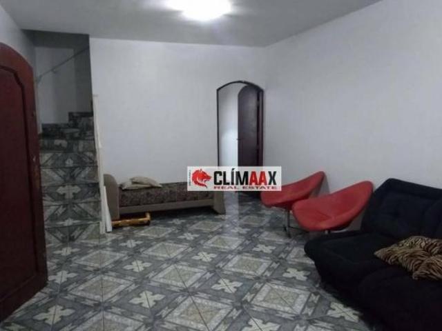 Casa em Parque Nações Unidas com 159m², 4 dorm suíte e 138m² de terreno