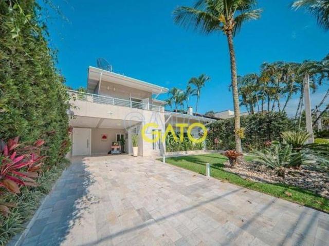Casa Residencial à venda, Praia da Enseada, Bertioga CA0142