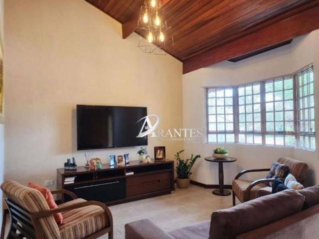 Casa com 3 dormitórios à venda por R$ 1.200.000,00 Vila Loanda Atibaia/SP