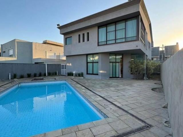 Casa Residencial Alphaville Zero 4 Suítes Mobiliada